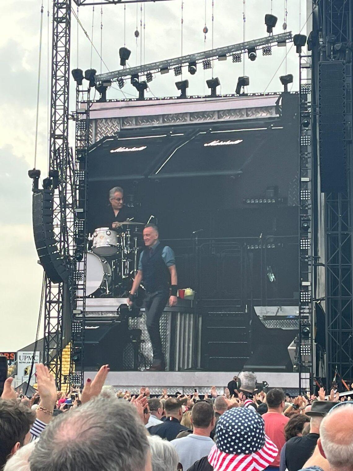 Bruce Springsteen back in Kilkenny with full on E Street Band force for ...